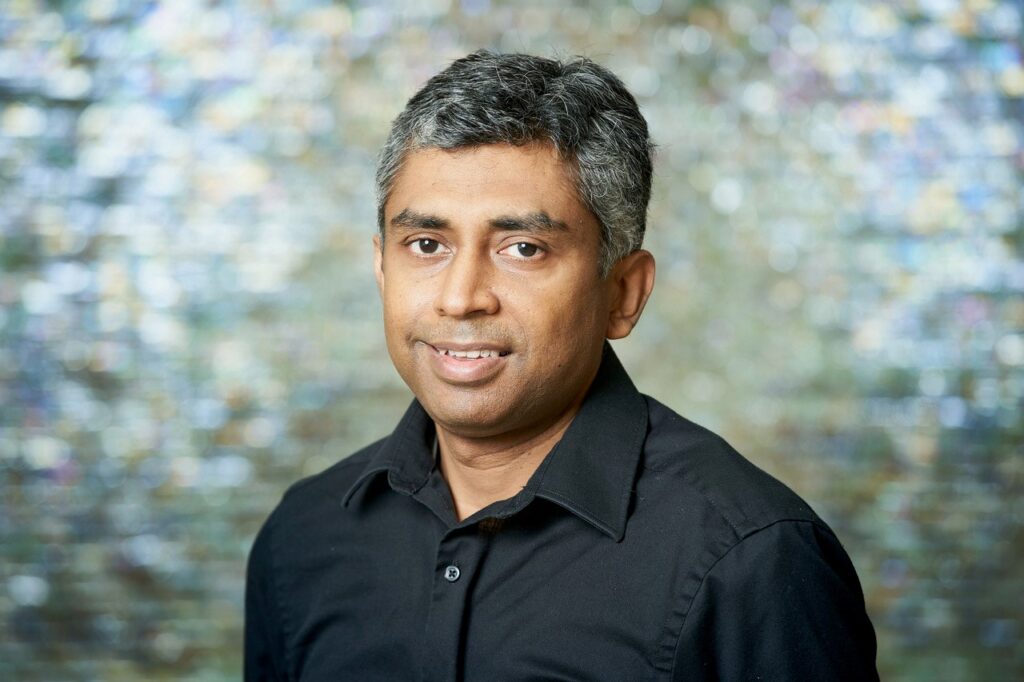 Professor Receives Chancellor's Innovation Award for Breakthrough in ...